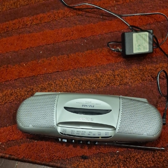 Sony | Portable Audio & Video | Sony Gray Portable Fmam Radio And ...